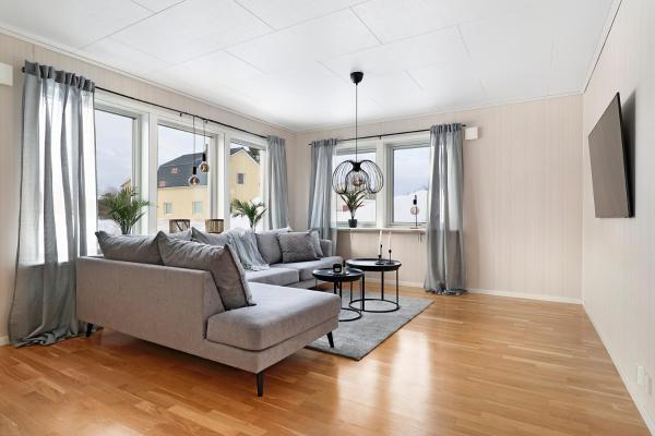 Guestly Homes - Homely 2br Apartment With 3 Beds - Boden