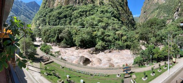 Panorama B&b - Double - Vue Sur Rivière Et Balcon - Aguas Calientes