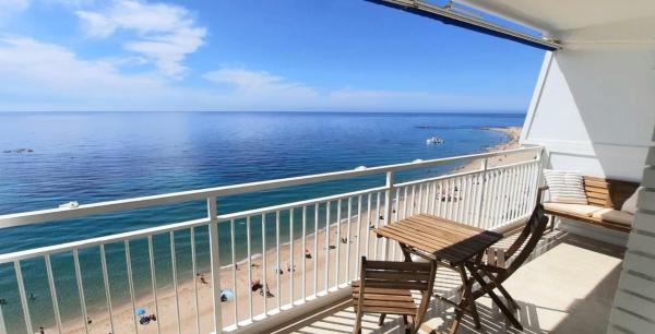 Sea Of Dreams - La Vila Joiosa