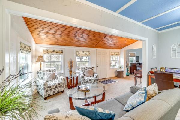 Historic Cabin With Yard 1 Mi To Lake Spavinaw! - Spavinaw Lake, OK