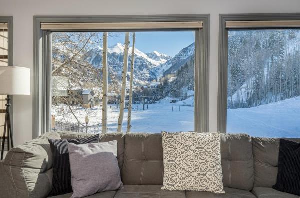 Etta Place 111 Condo - Telluride, CO