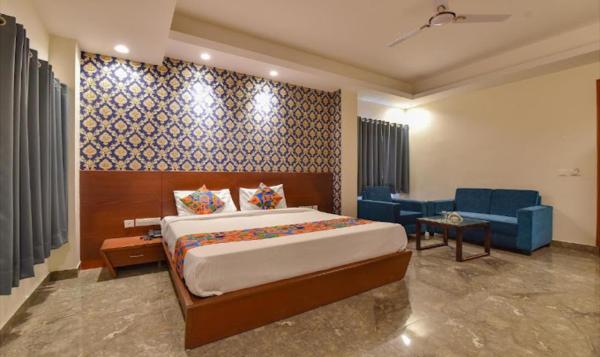 Fabhotel The Wind Palace - Jaipur