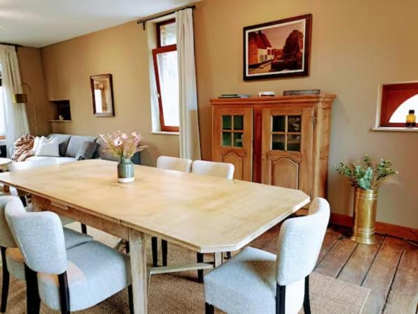 Au Pied Du Pré, Appartement 6p - Herve