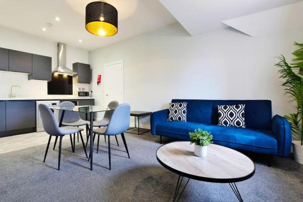 Free Parking - Modern 2-br Flat Close To Salford Royal - Salford