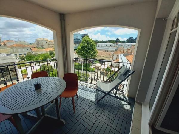 Arcachon Hyper Centre - Spacieux Appartement 2 Chambres Parking Et Terrasse - Arcachon