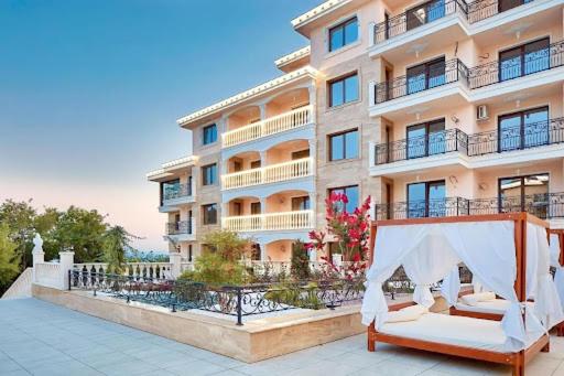 Valencia Gardens - Private Apartment - Bsr - Nessebar