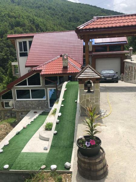 Vila Djekic - Montenegro