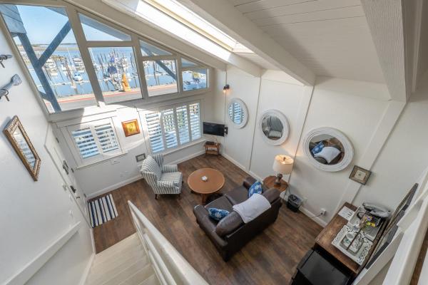 Bandon Marina Inn - Bandon, OR