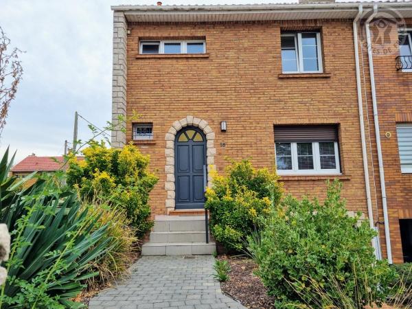 Gîte Spacieux à 700m De La Plage Avec Jardin, Terrasses Et Garage - Malo-les-bains, Dunkerque - Fr-1-510-212 - Malo-les-Bains