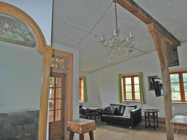 Loftwohnung, Hell, Geräumig, Antik, Zentrale Lage In Süderbrarup - Ulsnis