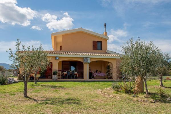 Beth La Casa Della Luna - Castiadas