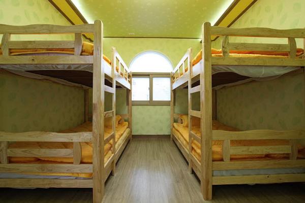 Gyeongju Friend Guesthouse - Gyeongju-si