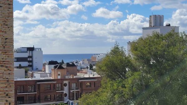 Departamento Moderno Con Cochera Y Parrilla, Amplio Y Luminoso - 馬德林港