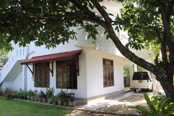 The Dalawella Porch House - スリランカ