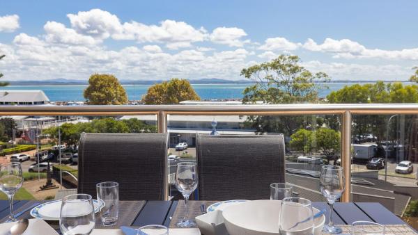 Nelson Bay Cbd Apartment No 41 Nelson Towers - Anna Bay