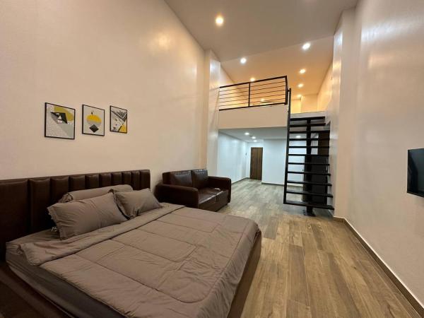Urban Studio - Nom Pen