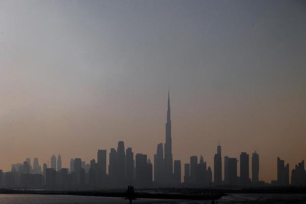 Burj Khalifa View & Creek Lagoon - Dubai