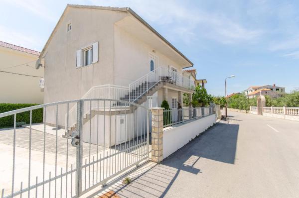Apartment Oblutak - Šibenik
