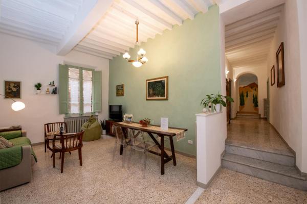 Casa Di Lara - Nel Cuore Della Città - 몬테풀차노