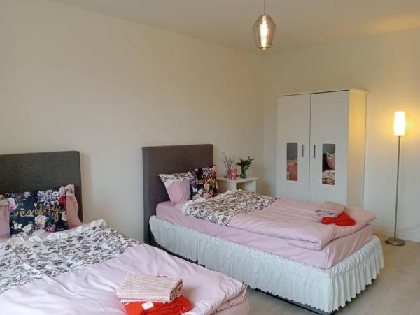 Free Parking, Near Ipz (Innovation Park Zurich), Airport / New 5.5 Room Flat - Winterthur