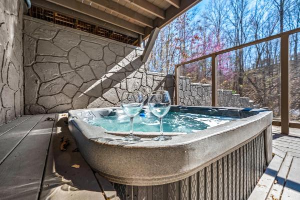 Glennwood Lodge - Sevierville, TN