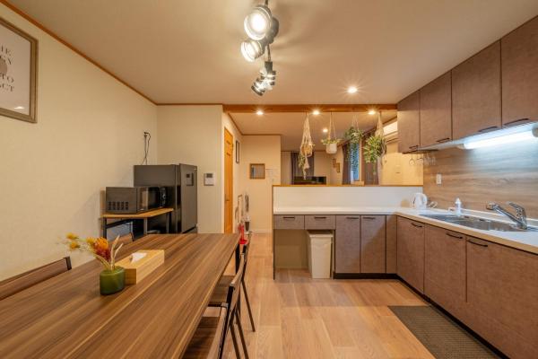 New Open 天神橋筋六丁目駅徒歩1分 バーカウンター付き一軒家 天満居酒屋街徒歩3分 梅田 難波10分 - Osaka