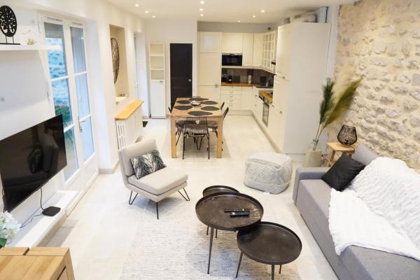 Exigehome - Ici Habita Voltaire-maison En Plein Centre-ville - Poissy