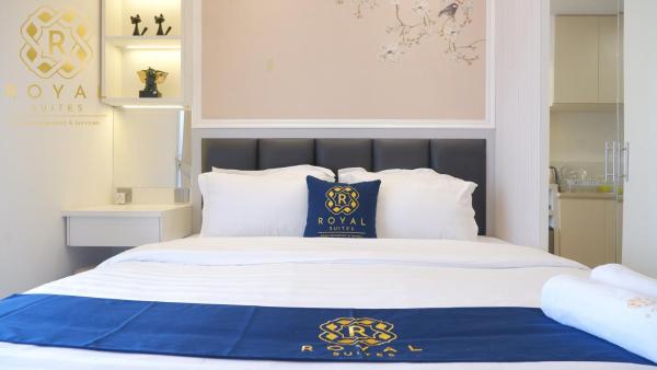 Royal Suites Studio 10qq Floor - Citra Plaza Nagoya Apartment - Batam