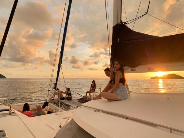 Mawali Sunset & Overnight Cruise. - Kota Kinabalu