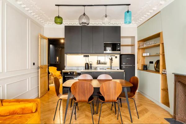 Stylish Apartment In The Heart Of Paris - Montmorency