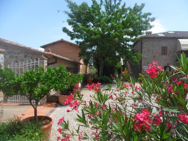Fullino Nero Rta - Residenza Turistico Alberghiera - Tuscany