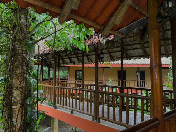 Hotel El Bambu - Costa Rica