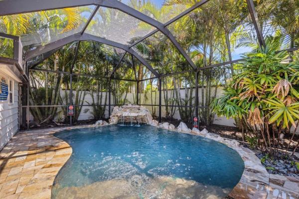Casa Del Mar Home - Clearwater Beach, FL
