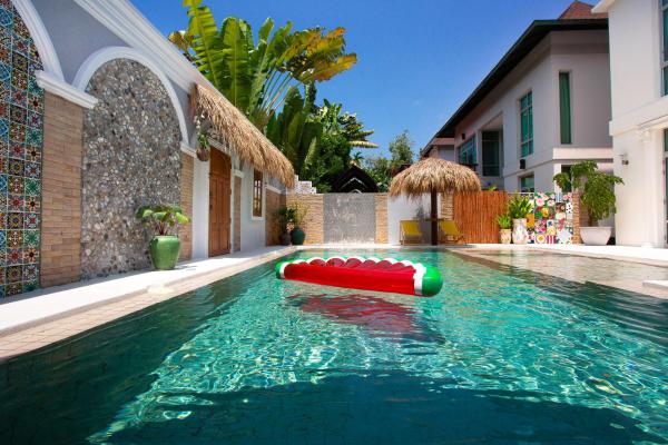 Nagawari Art Maldives Bbq Pattaya Villa - Pattaya City