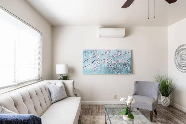 Casa Italia -2br- Free Driveway Parking For 2 Cars - Coronado Island, CA
