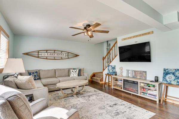 8 Mi To Historical Sites! Lake Anna Home With Dock - Lake Anna, VA