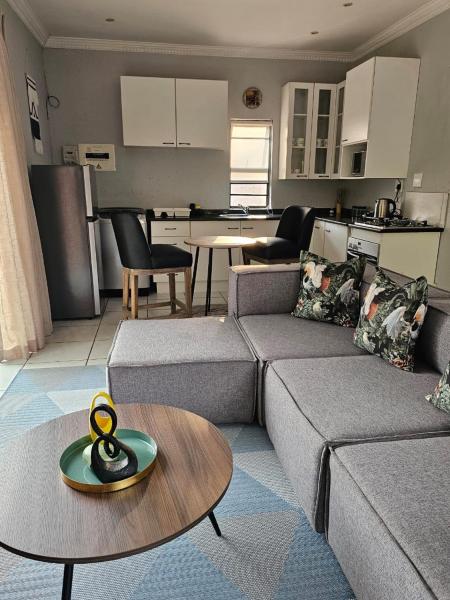 Lanina Self Catering Apartments - Randburg