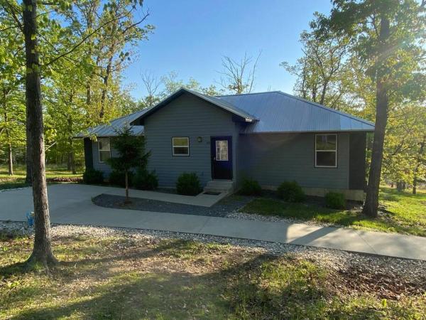 Grey Cabin Sleep 16- Free Vip! - United States