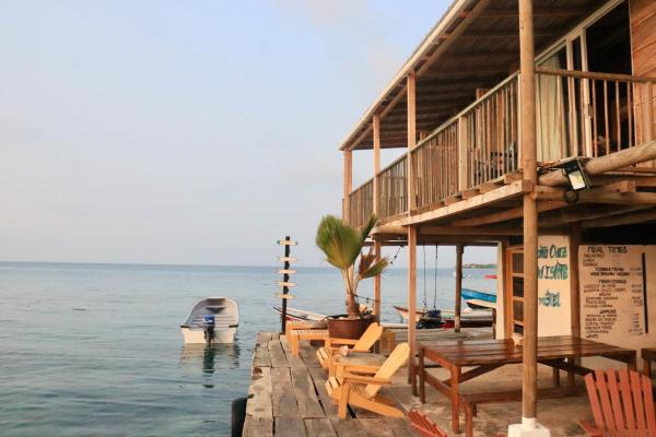 Hostel Santa Cruz Del Islote - Bolivar