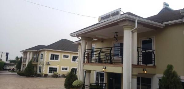 Fokuzzy Lodge - Accra