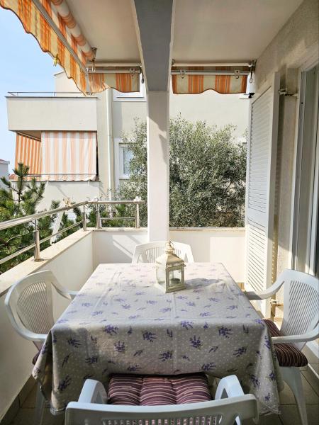 Uptown Funk - Novalja