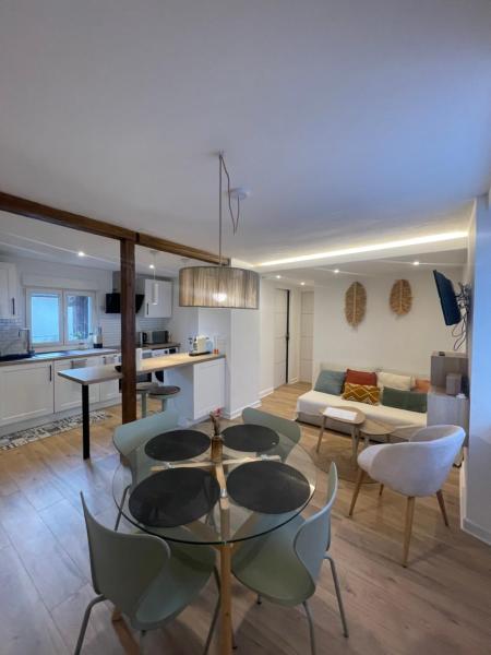 « À Deux Pas De La Petite Venise » - Colmar