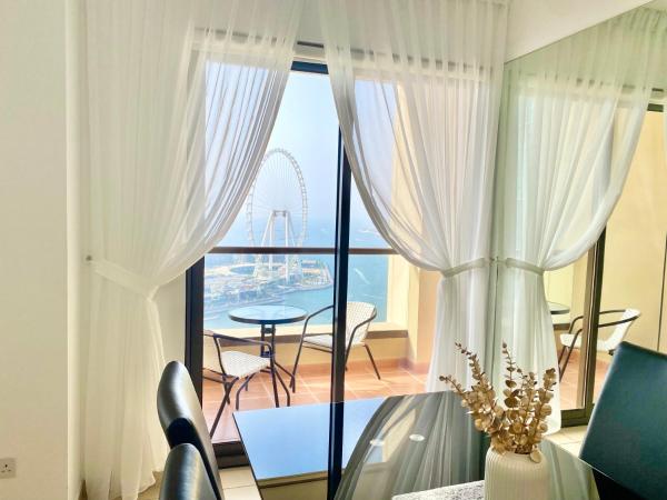 Amazing Sea View 2 Bedroom Full Apartment - Dubai