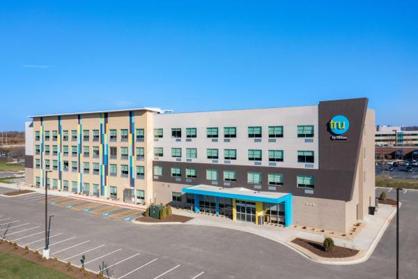 Tru By Hilton Naperville Chicago - Wheaton, IL