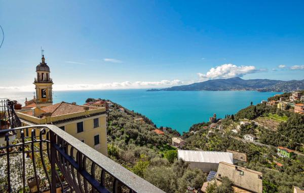 3 Bedroom Gorgeous Apartment In Zoagli - Zoagli