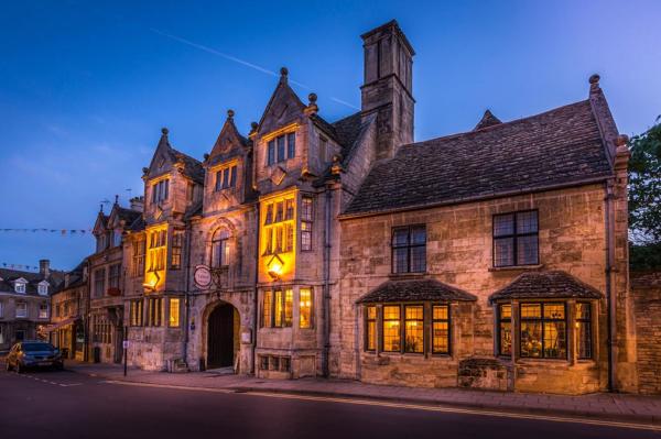The Talbot Hotel, Oundle , Near Peterborough - Part Of The Coaching Inn Group - Cambridgeshire