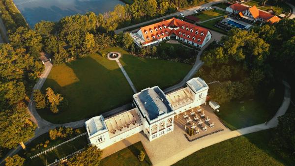 Hotel Hraniční Zámeček - Tchéquie