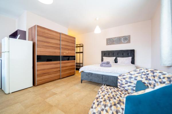 Lovely Apartment In Studentski Grad - Sofía