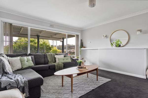 Legana Lodge - A Home Away From Home - Catering For Up To 12 Guests - Launceston