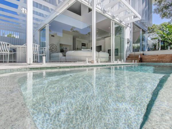 Luxury Mermaid Waters Holiday Home - Gold Coast